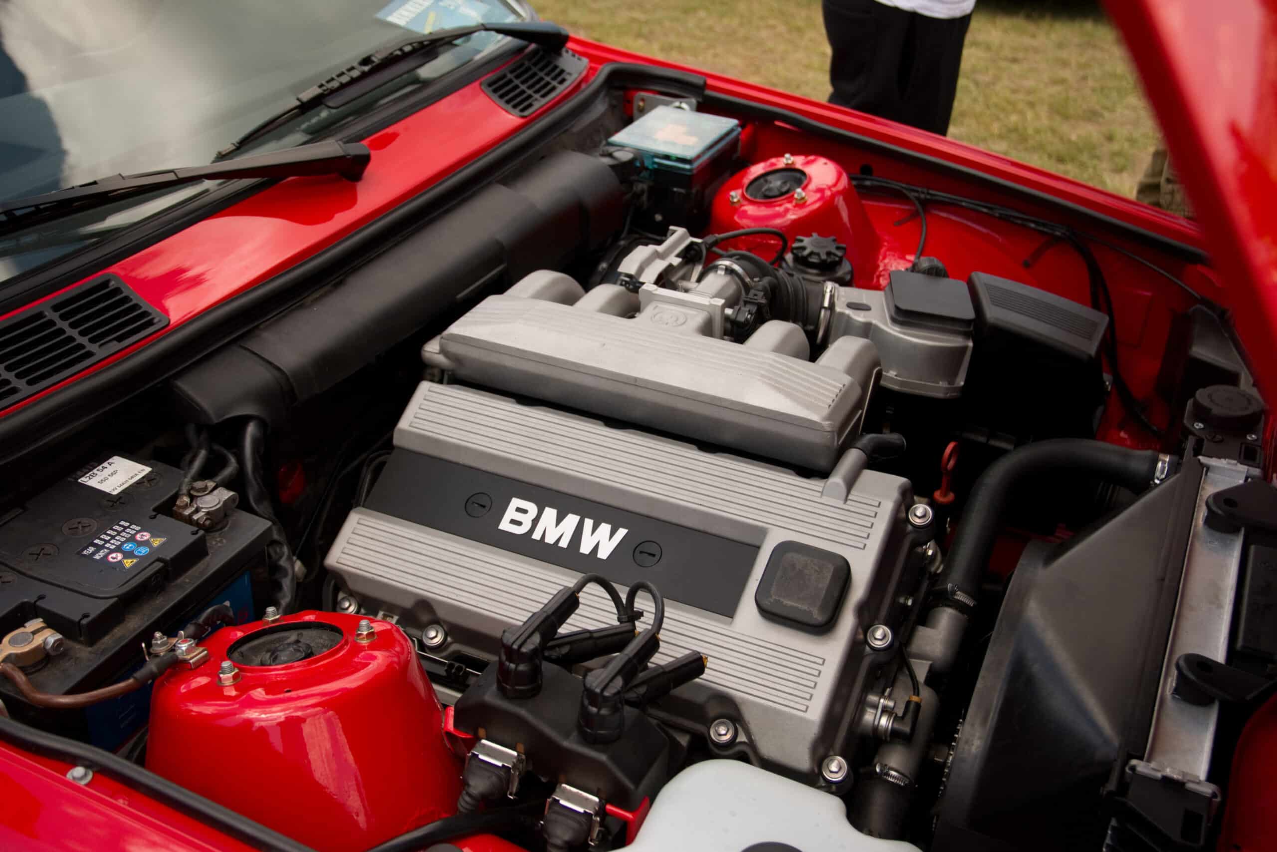 BMW M40B18 Engine Specs And Problems | Engineswork