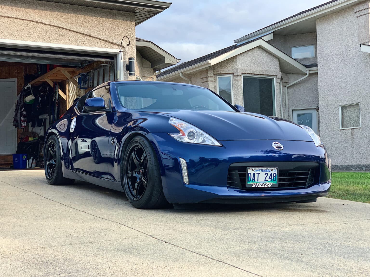 Nissan 370Z Transmission Fluid Capacity | EnginesWork