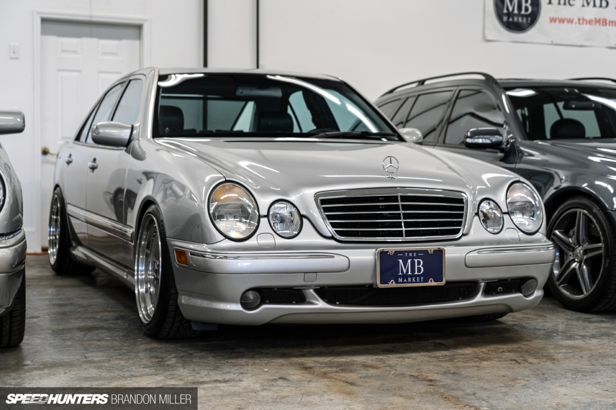 Mercedes-Benz E-class Transmission Fluid Capacity | EnginesWork